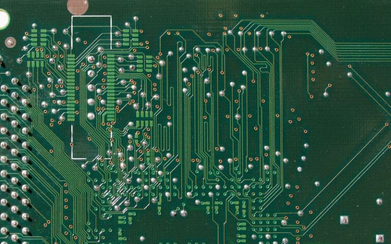 50 Examples of Circuit Board - Vivid Examples